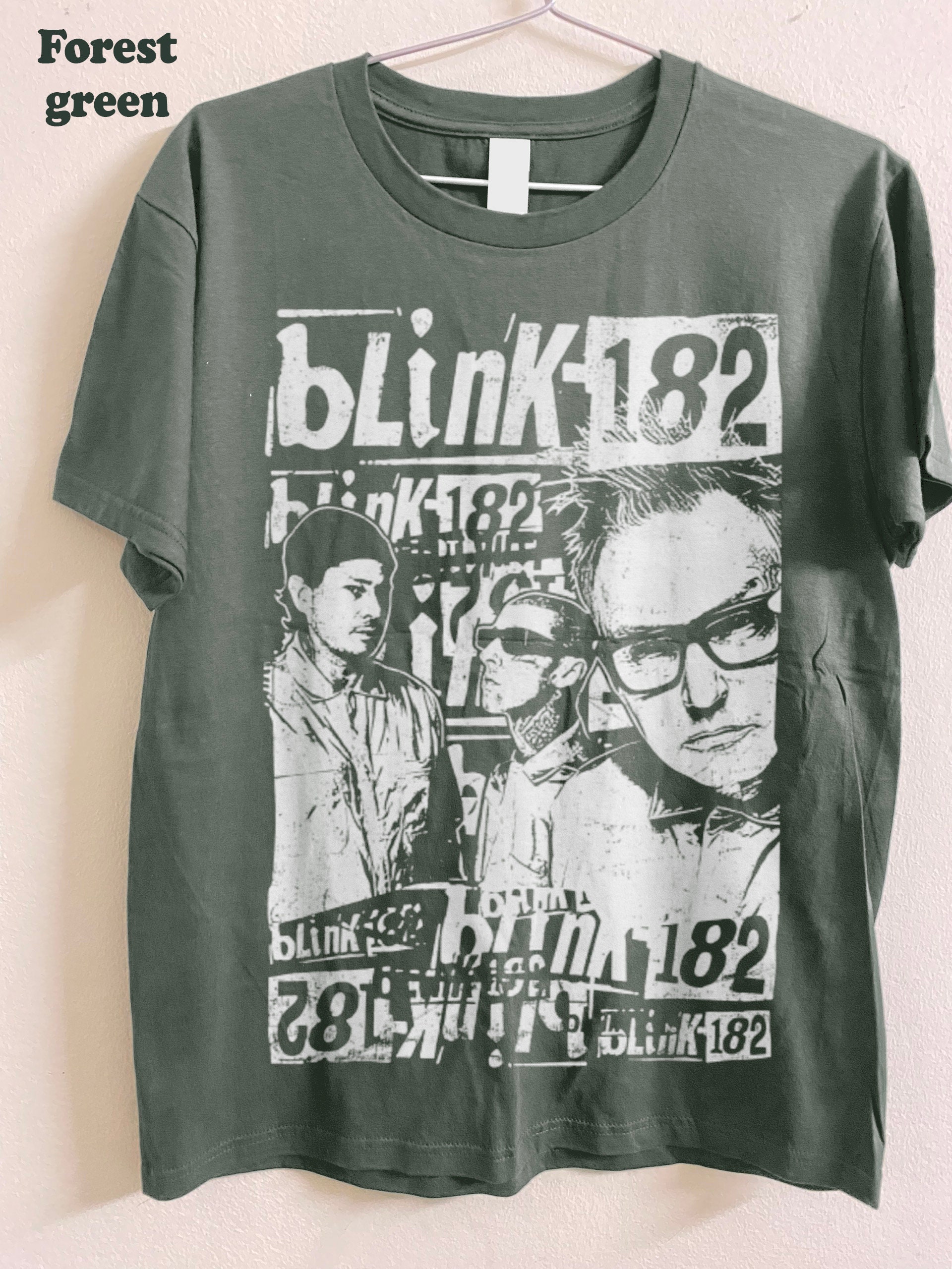 Vintage B182 Arrow Smiley Tee World Tour