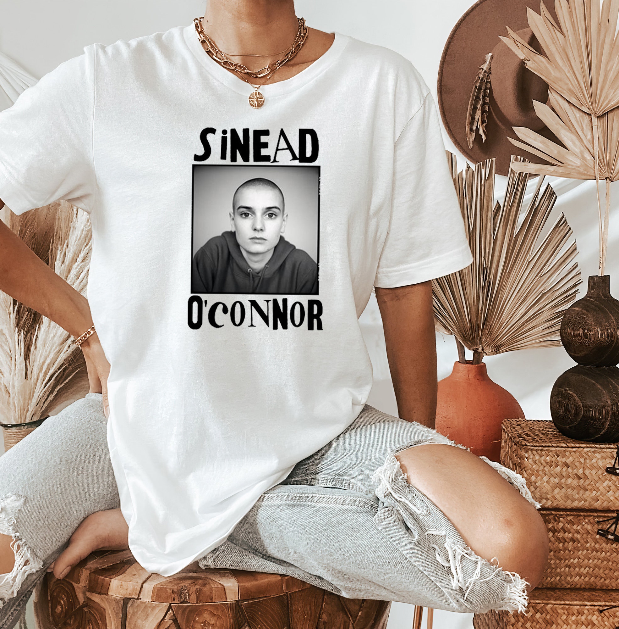 RIP Irische Sngerin Legende Sinead Oconnor T-Shirt Entworfen Und Verkauft Von {store Name}
