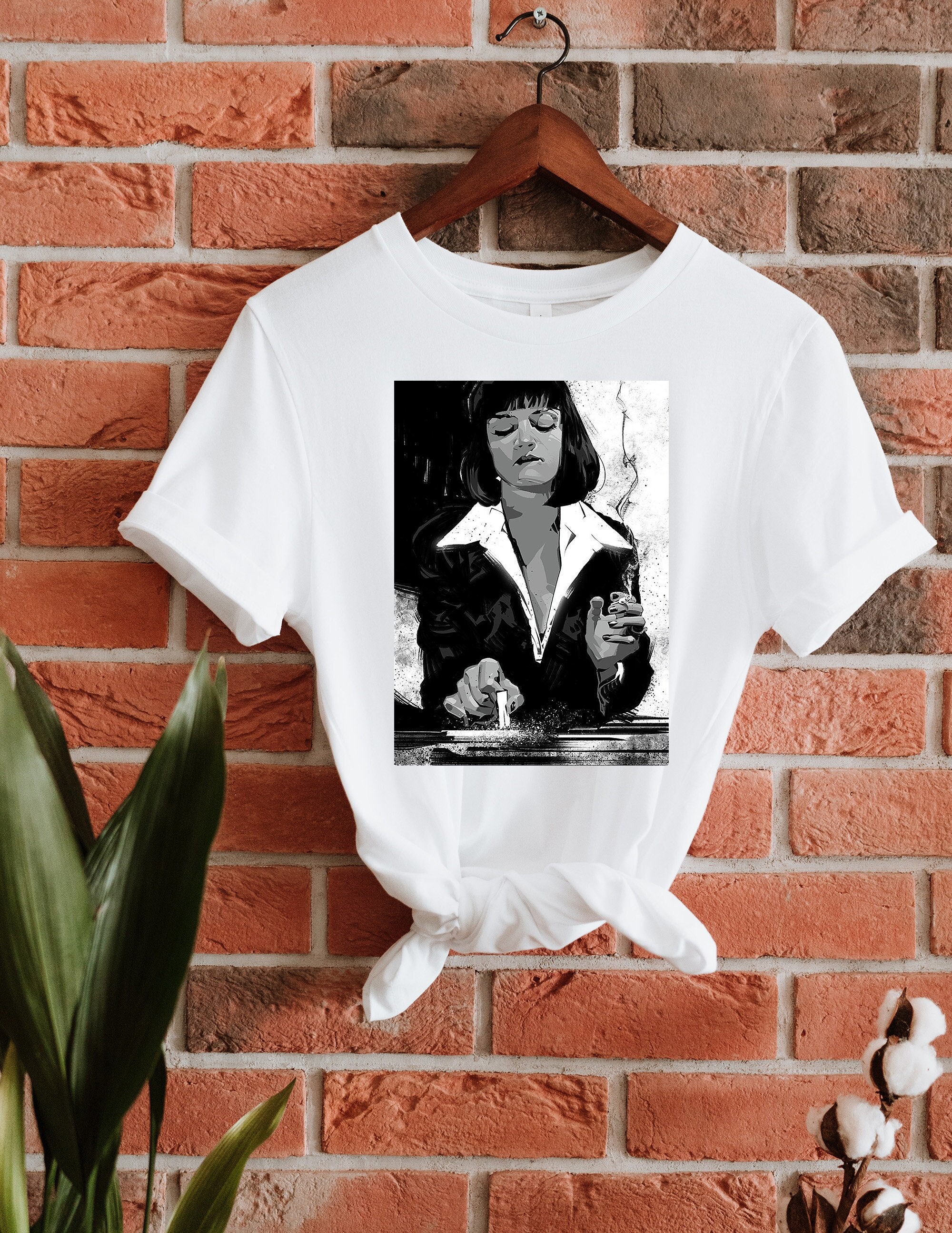 Pulp Fiction Tee,Pulp Fiction Tshirt, Pulp Fiction Movie Poster Tees ...